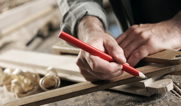 Best Ways to Sharpen Flat Carpenter’s Pencil | WoWPencils Blog